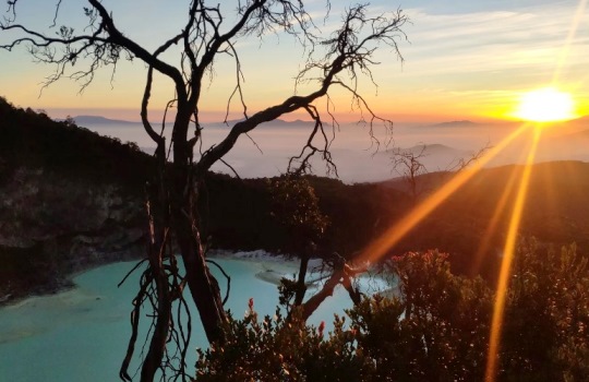 ️ Menikmati Keindahan Sunan Ibu Sunrise Point Kawah Putih di Ciwidey ...